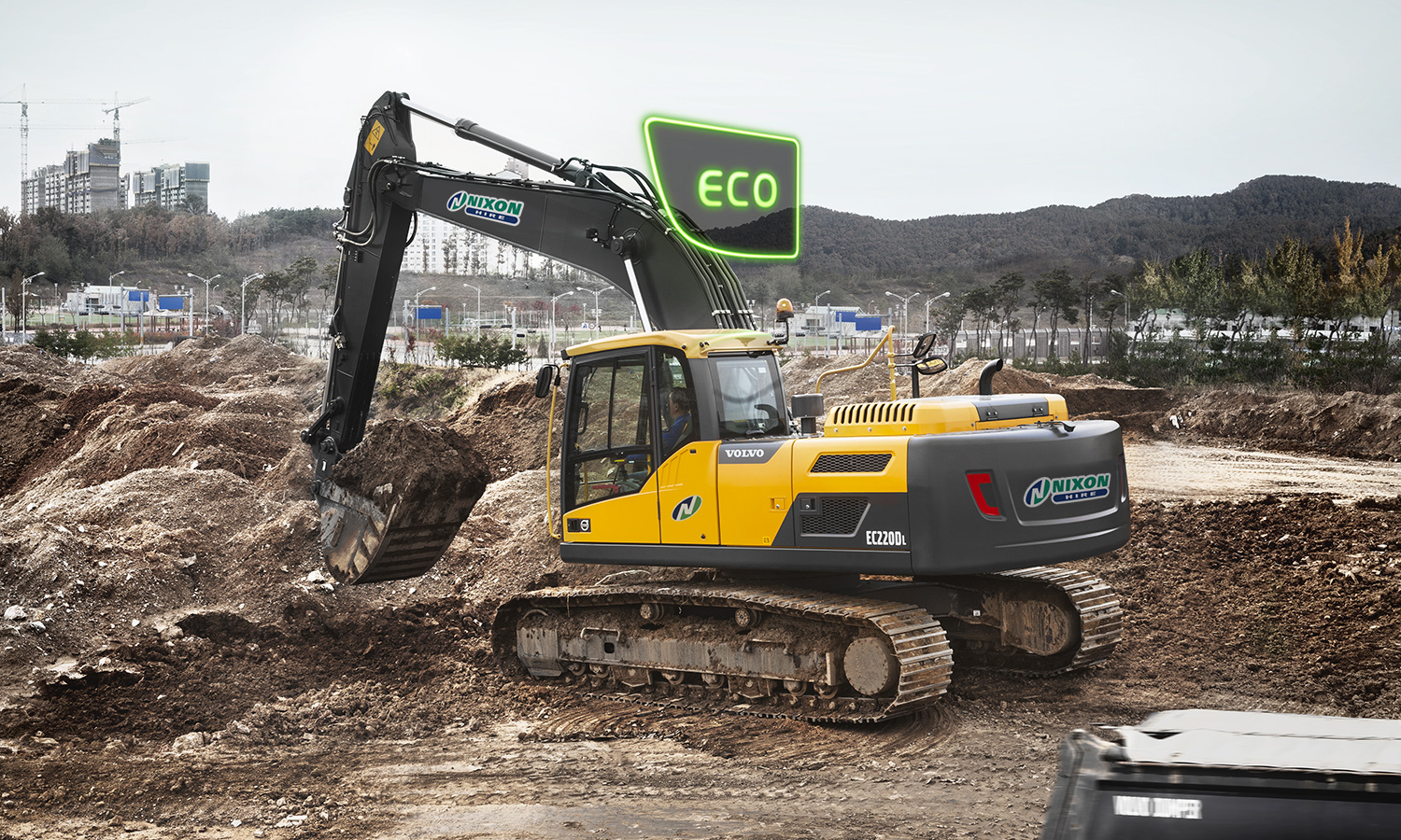 22 Tonne Excavator - Volvo EC220D | Nixon Hire