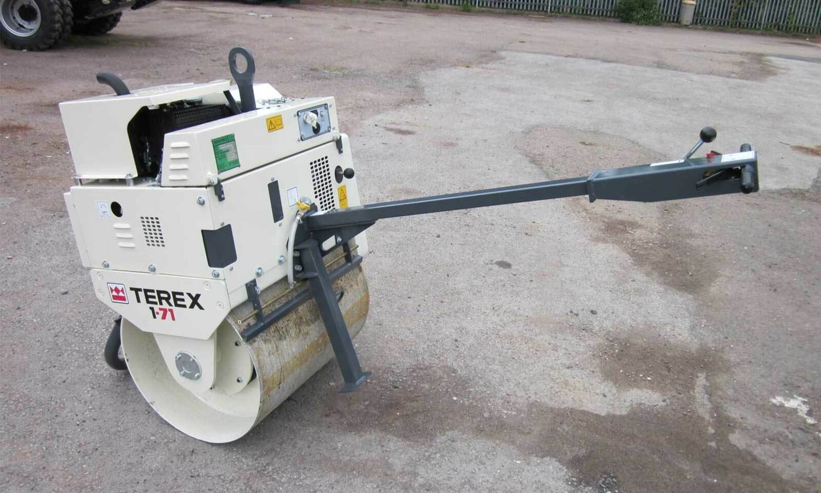 Single Drum Pedestrian Roller | Nixon Hire