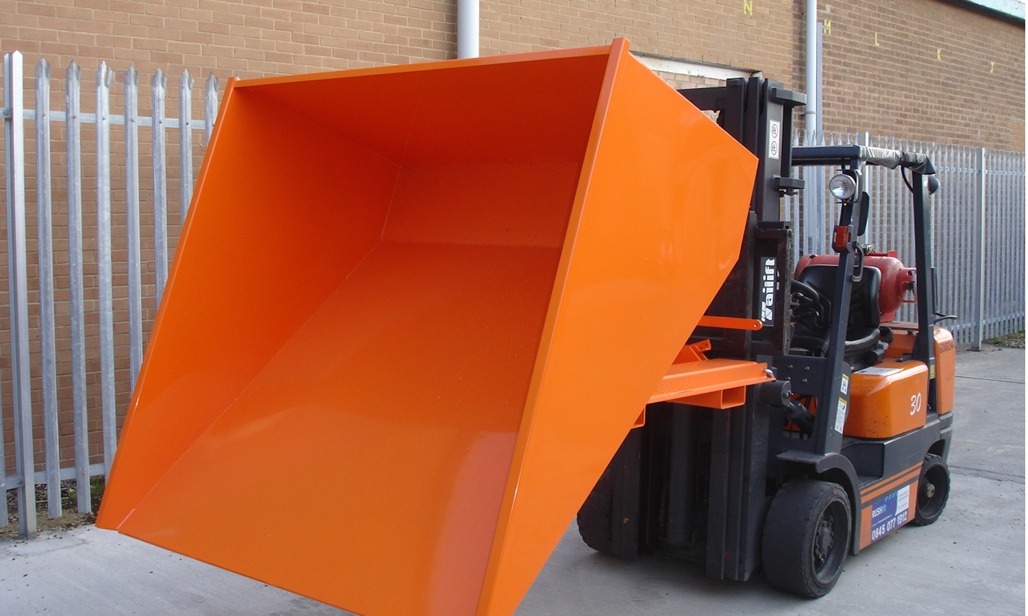 Telehandler Attachments - Tipping Skips